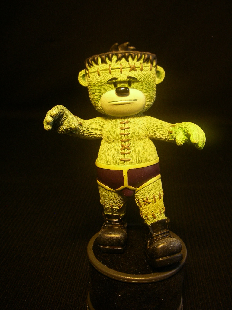 BAD TASTE BEARS COLLECTION PETER UNDERHILL HORROR MOVIE