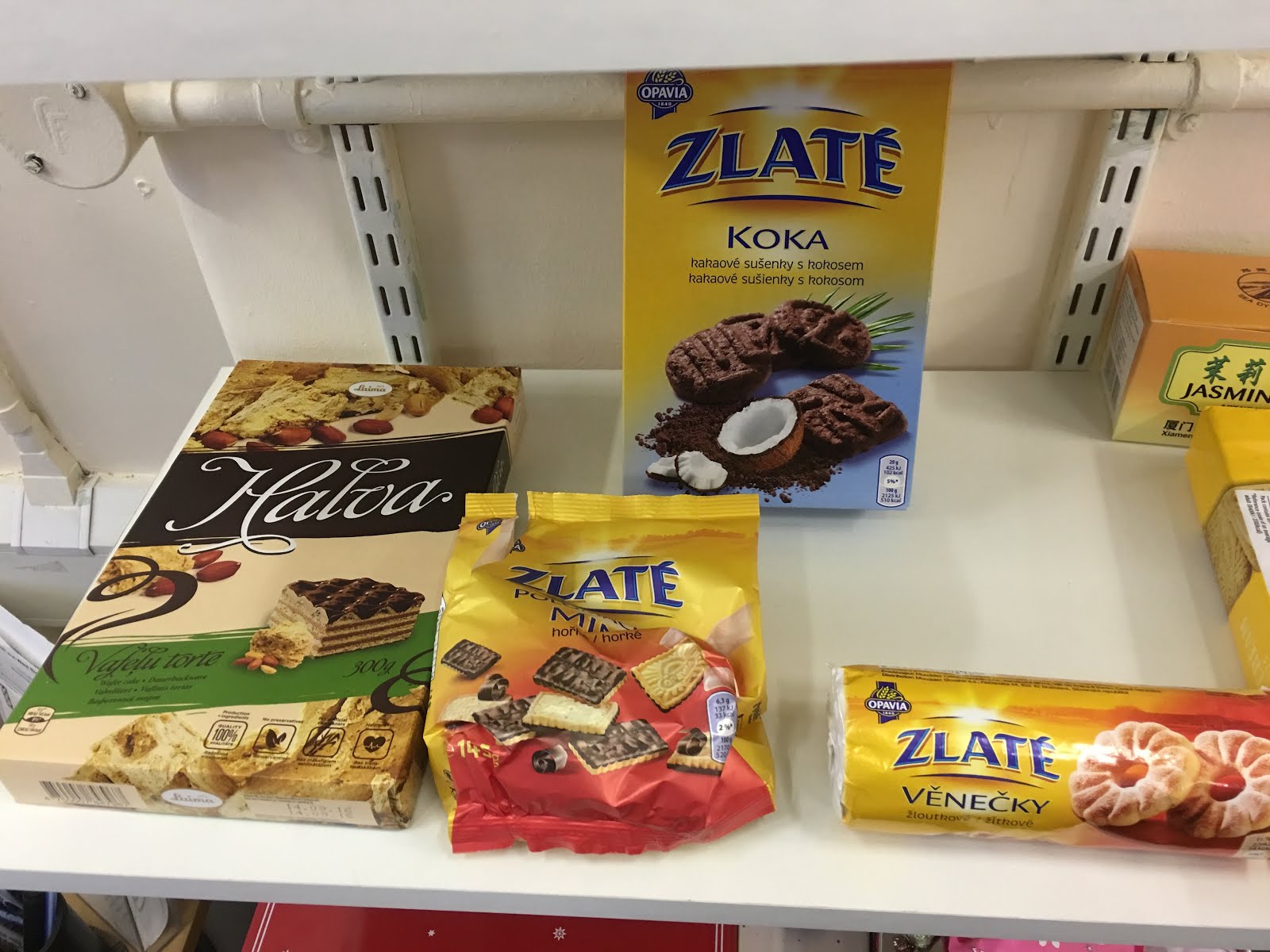 FOODSTUFF FINDS: Polish goodies - Zlate & Halva (by @NLi10)