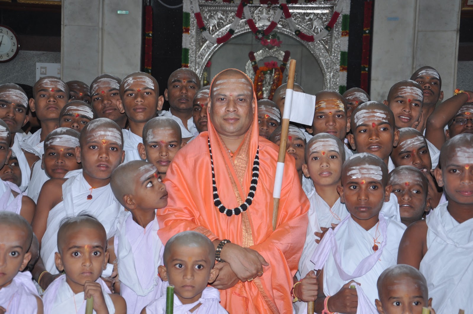 SRISAILA SURYA SIMHASANADHISHWARA SRI SRI SRI 1008 Dr. CHENNA SIDDARAMA ...