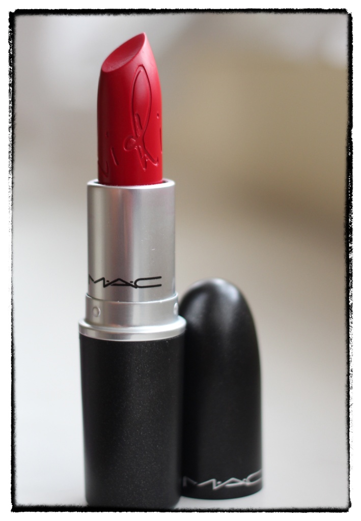 The Lips: MAC RiRi Woo Limited Edition Lipstick | Beauty Passionista