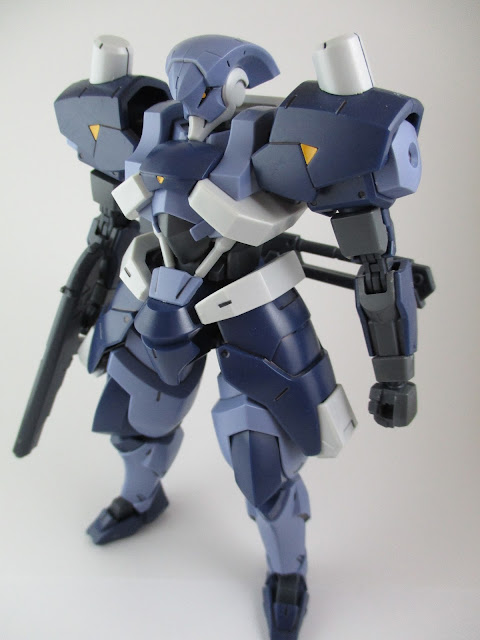 Lightning Quantum's Base: HG 1/144 Hyakuren Gallery