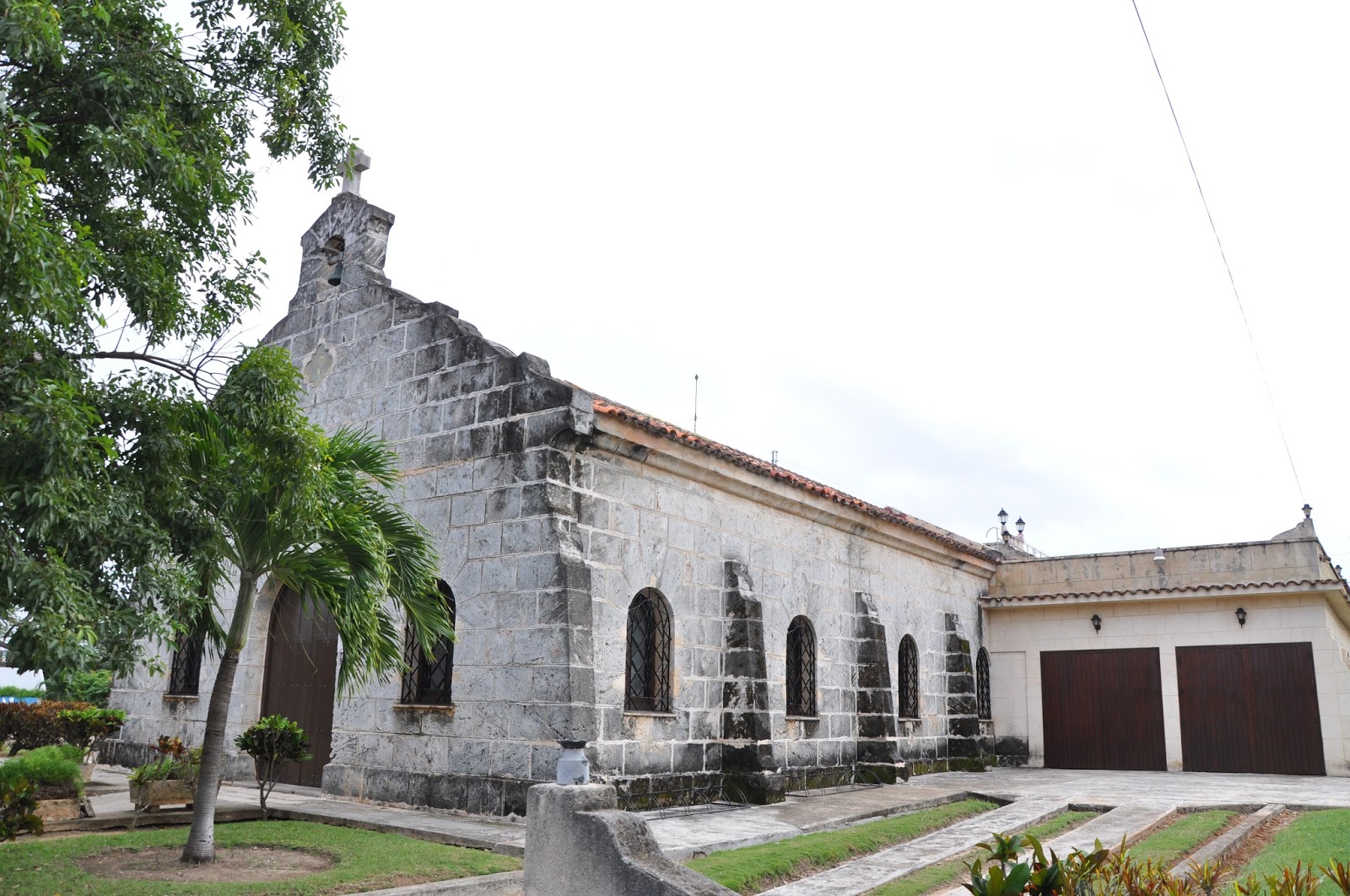 Orbis Catholicus Secundus: St. Elvira: Cuban Church in Resort Town of ...