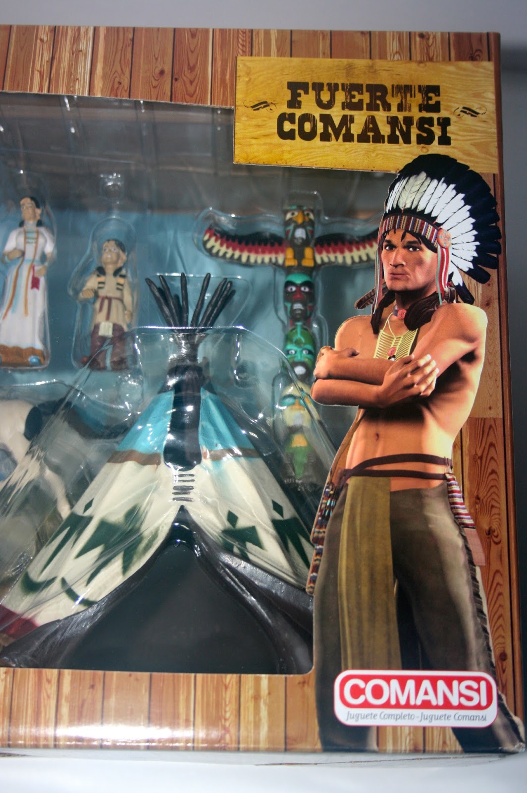 EL DRAGON DORADO: COMANSI