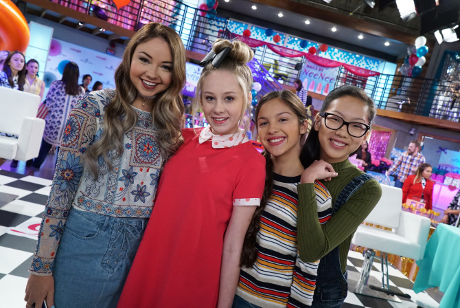 Bizaardvark, un nou serial de comedie pe Disney Channel - Gossip si TV