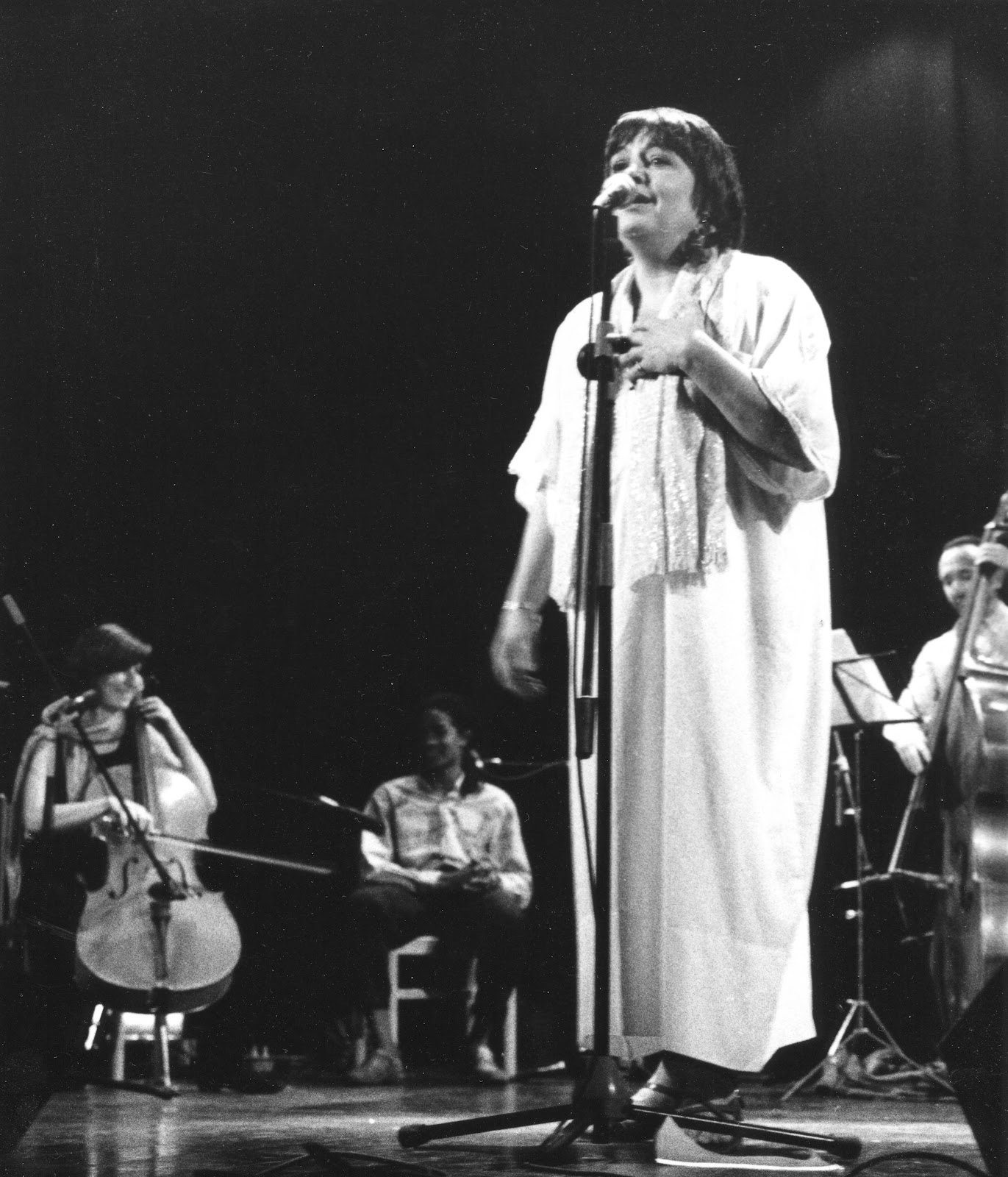 Cantemos como quien respira: ELISA SERNA SIGUE CANTANDO «COMO QUIEN ...