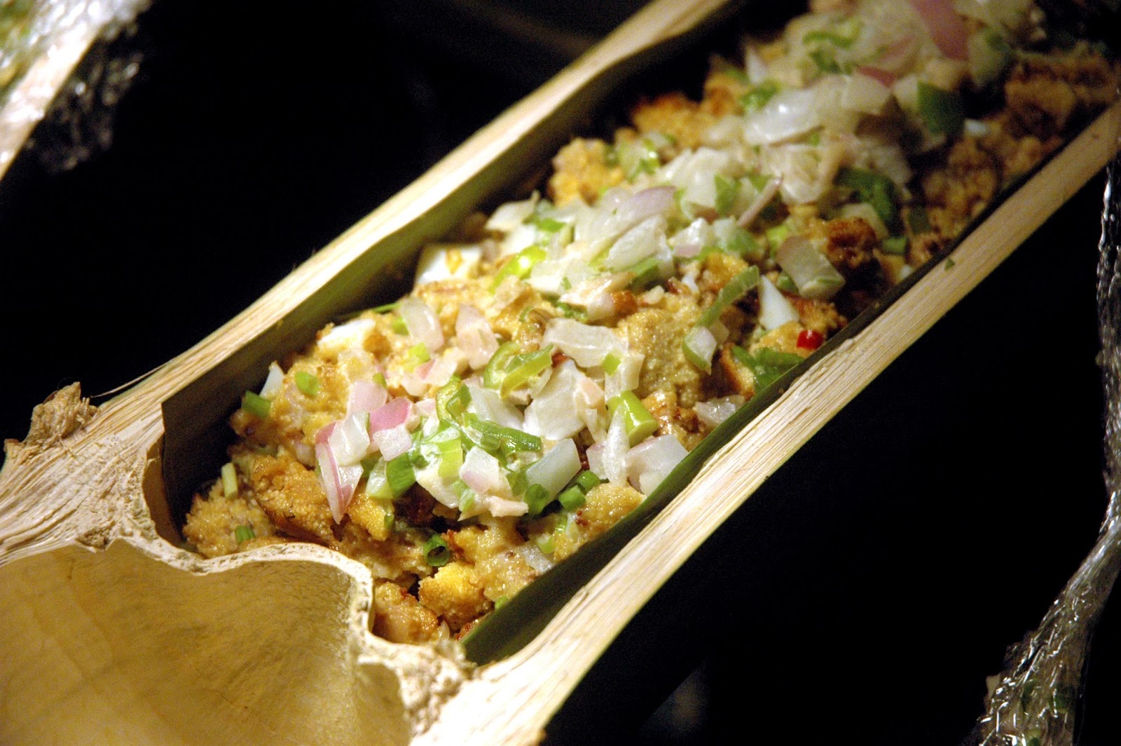 DUDE FOR FOOD: Discovering Lotlotan at F1 Hotel Manila's Luzviminda 3 ...