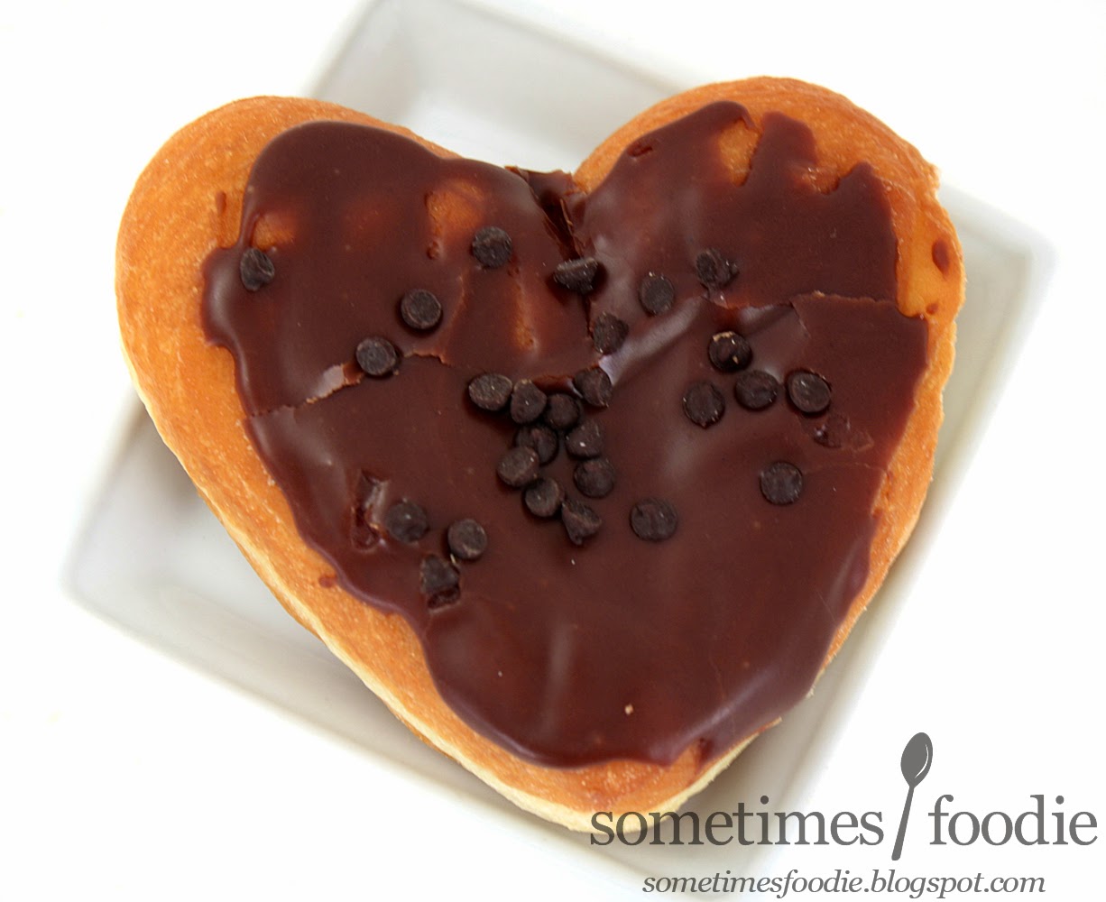 Sometimes Foodie: Creme & Cookie Dough Filled Heart Shaped Doughnuts ...