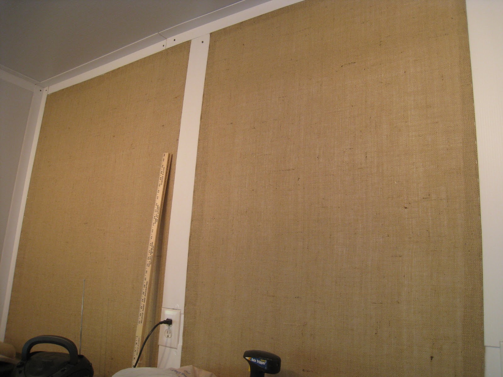 Vintiquities: Burlap Wallcovering...