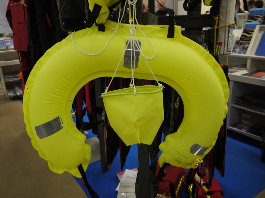 Safety on board: MoB recovery gear - S/Y Dolphin Dance