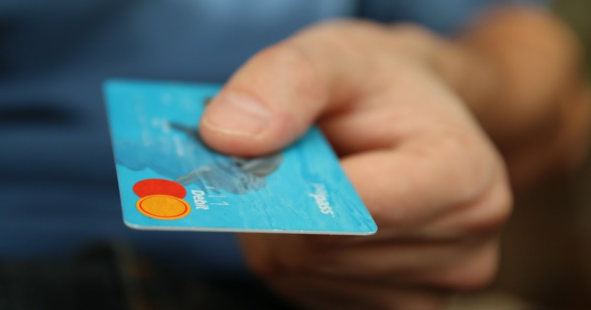 Methods that can help you use your credit card more safely