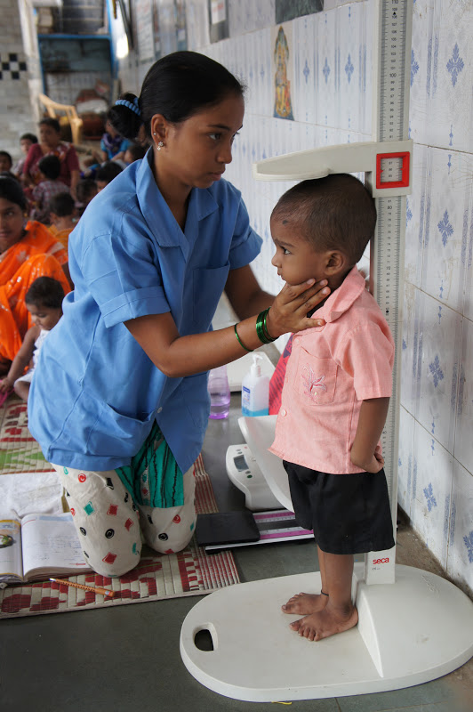 BombayJules: Weighing and Measuring (Kids)