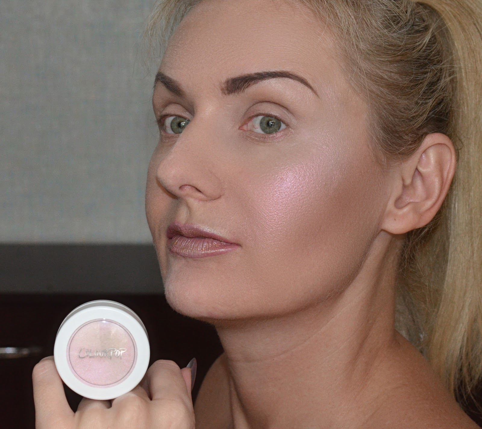 Rysichka: Colourpop Super Shock Highlighter Monster