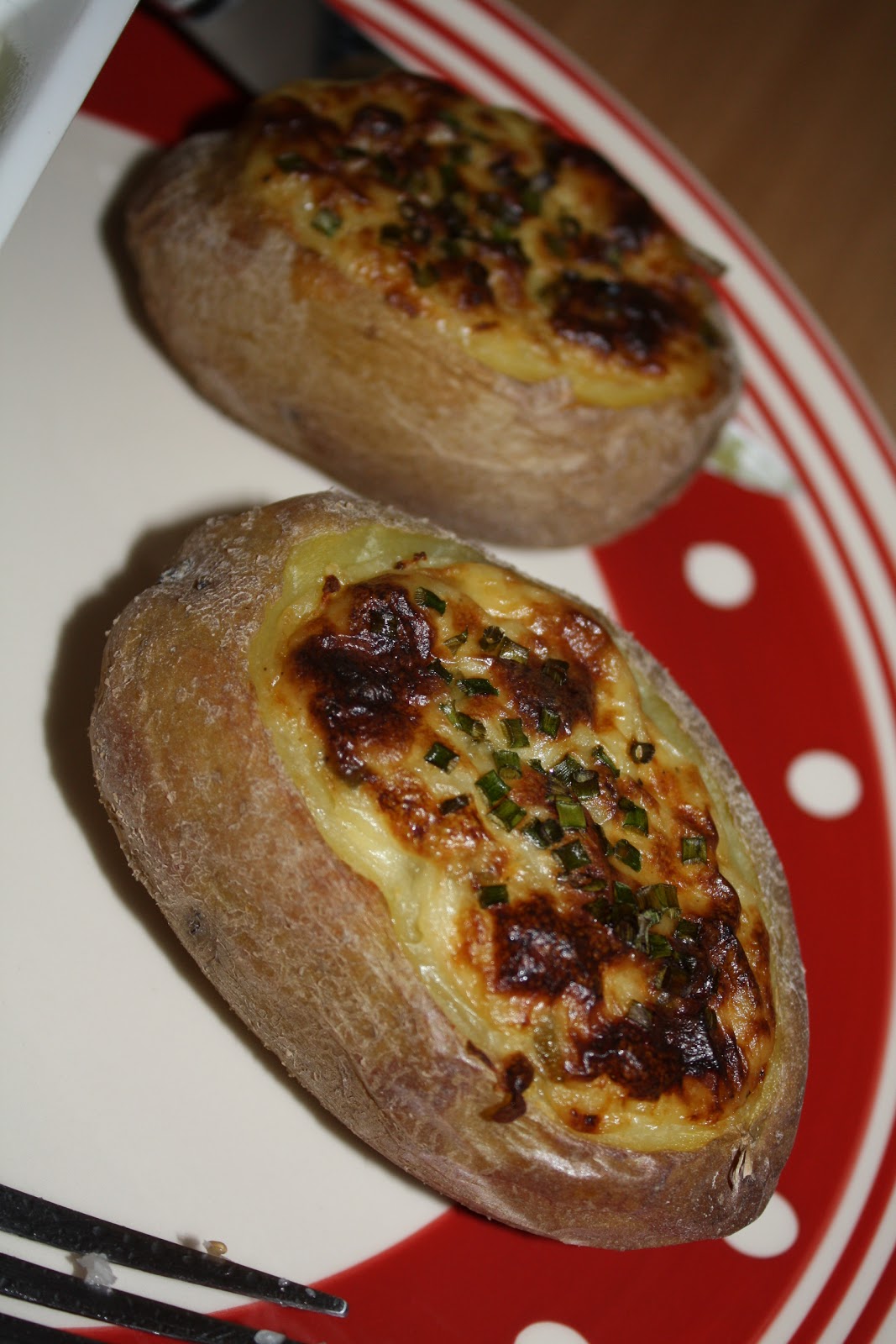 Pomme de terre au four (au parmesan et à la ciboule)