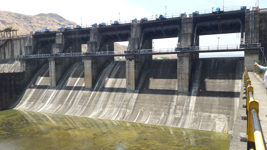 Journey of My Engineering: Educational Visit to Dhom Dam, Wai