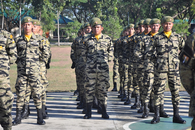 Ranger Cabunzky's Blog: SOCOM Uniforms