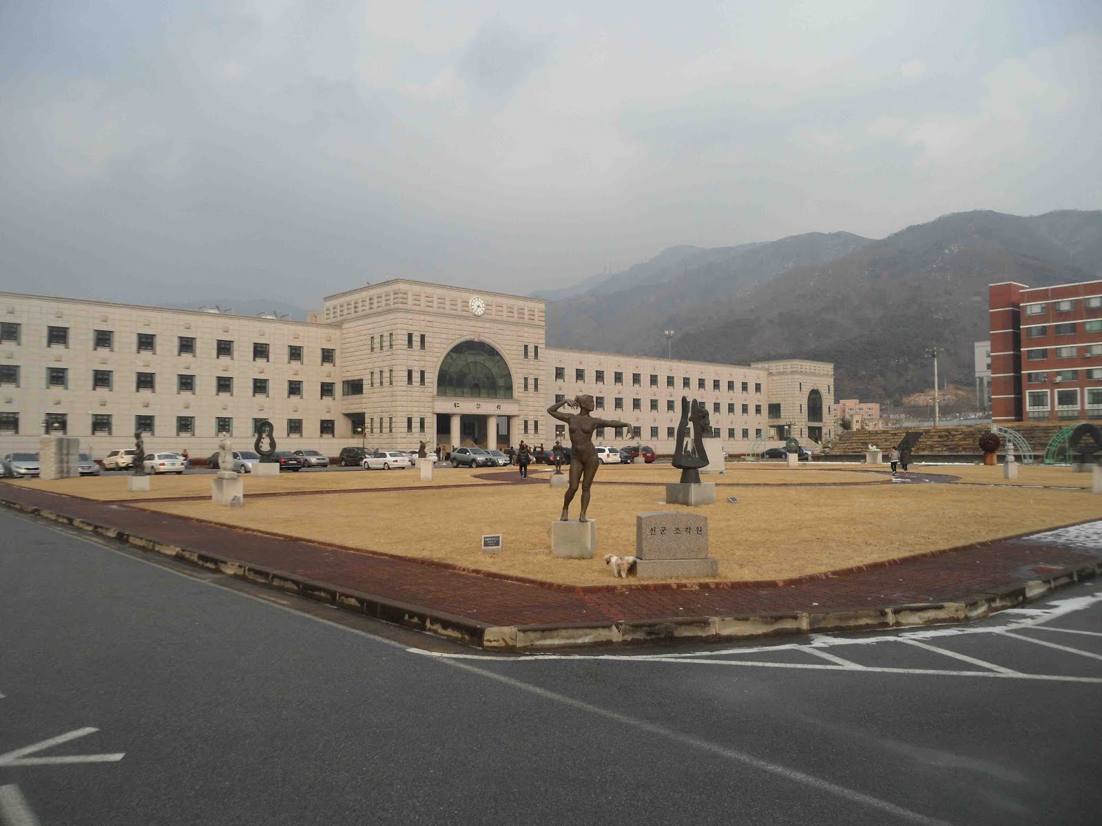 Brad's Worldwide Adventures: My New Home: Hanseo University