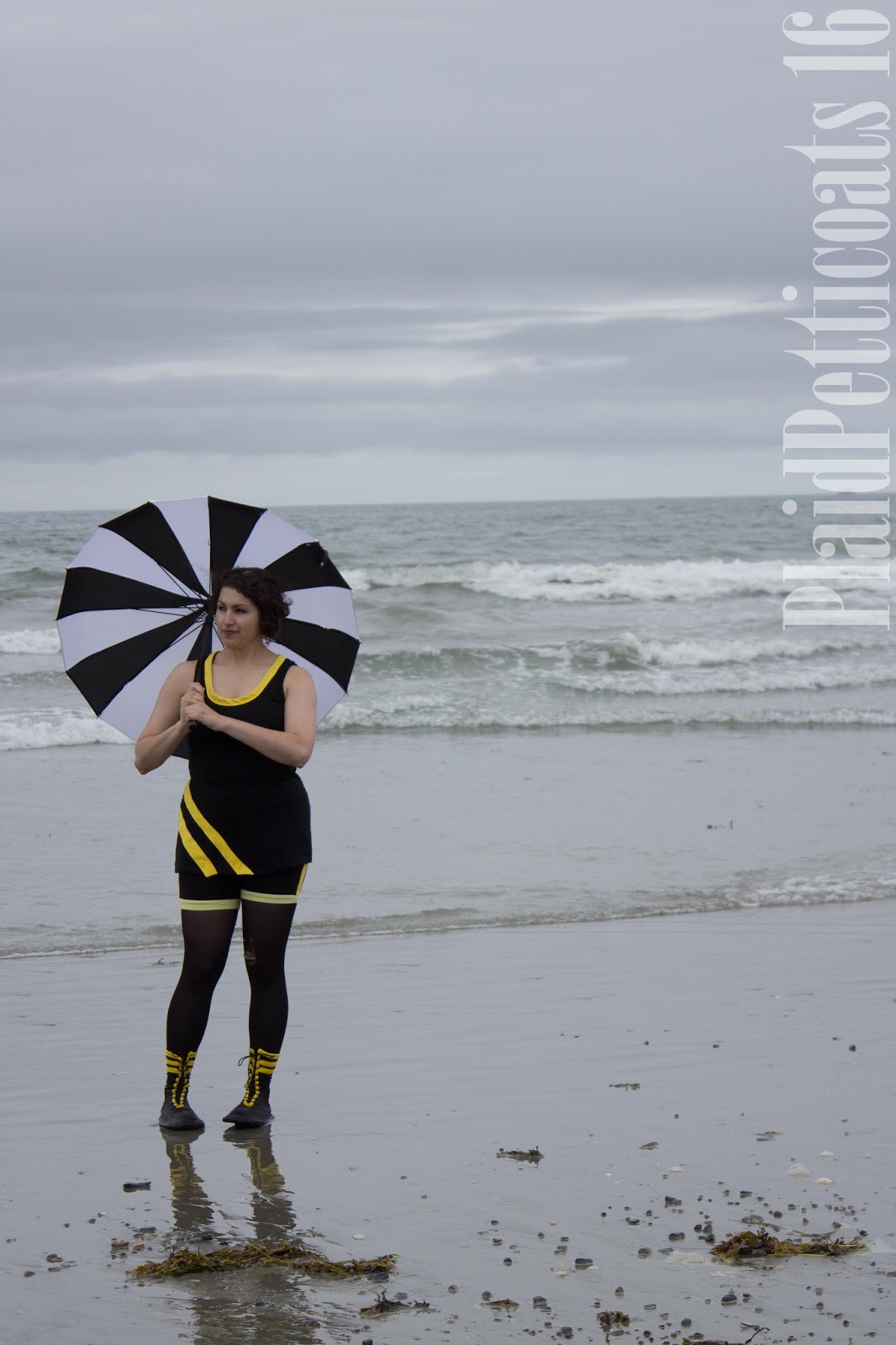 Plaid Petticoats: 1920s Bathing Suit and Swim Boot Details