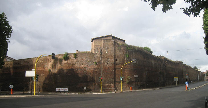 CASTRA PRAETORIA. EL CAMPAMENTO PRETORIANO