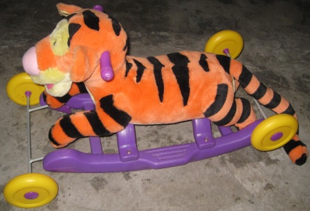JuaiMurah: Disney Tigger 2 in 1 Rocker Cum Ride On