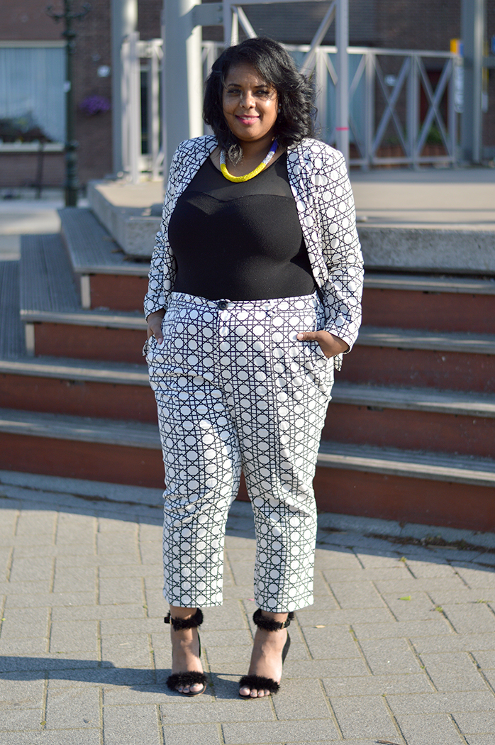 Suit up | Supersize my Fashion