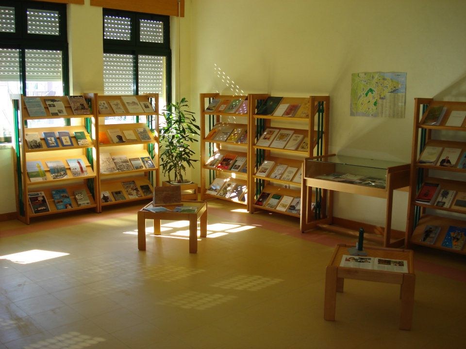 BECRE - ES Cacilhas-Tejo: SERVIÇOS