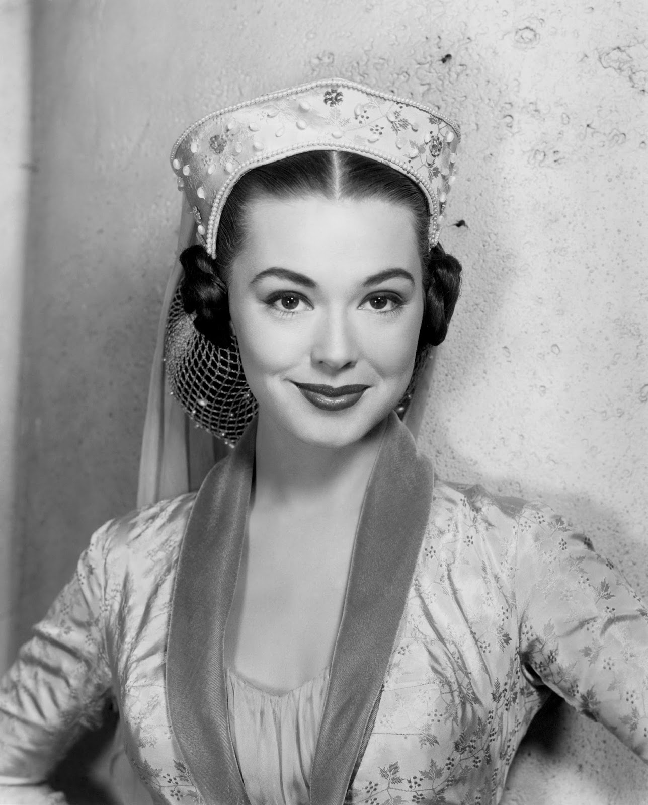 Slice of Cheesecake: Barbara Rush, pictorial