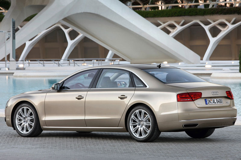 Top Gear: 2012 Audi A8 L W12