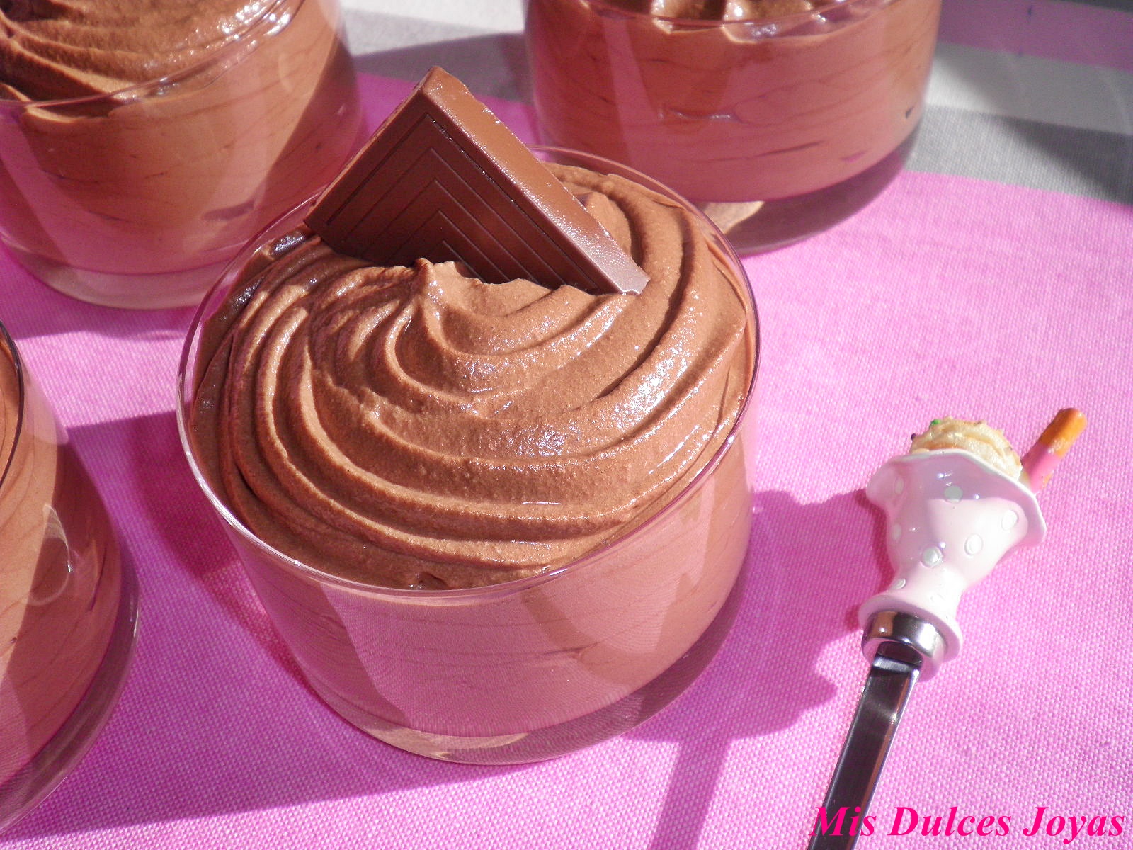 Mousse de chocolate [Mis Dulces Joyas / blog de repostería y pastelería ]
