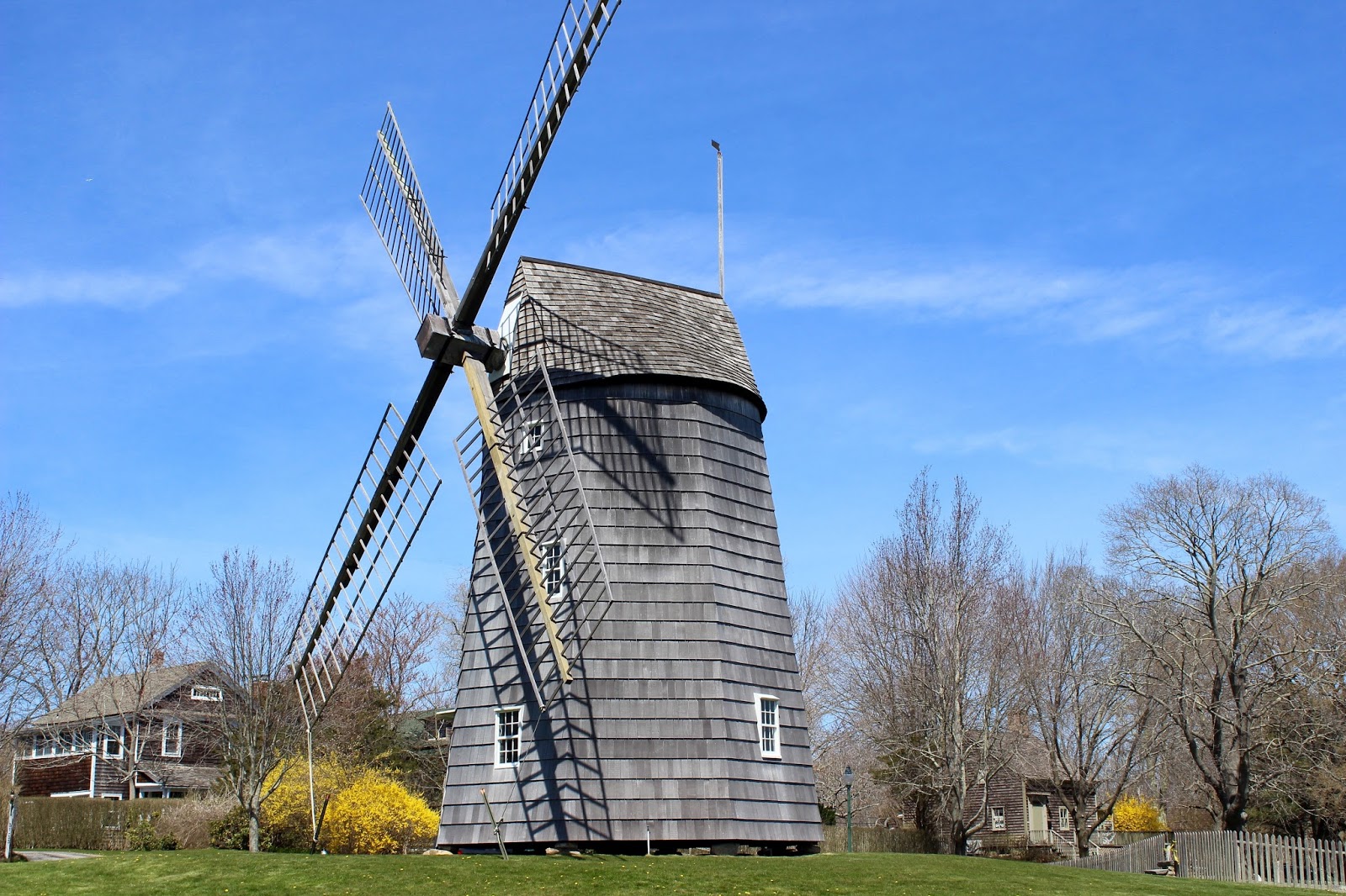 Hamptons Windmill at Michael Batiste blog