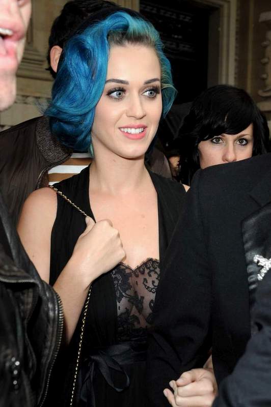 Hollywood Stars: Katy Perry Biography