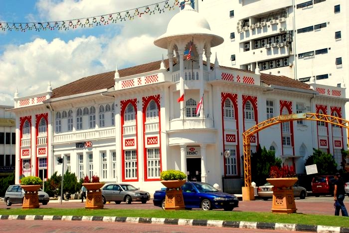 Poison Apple: Top 15 Most Beautiful Bank Buildings in Malaysia