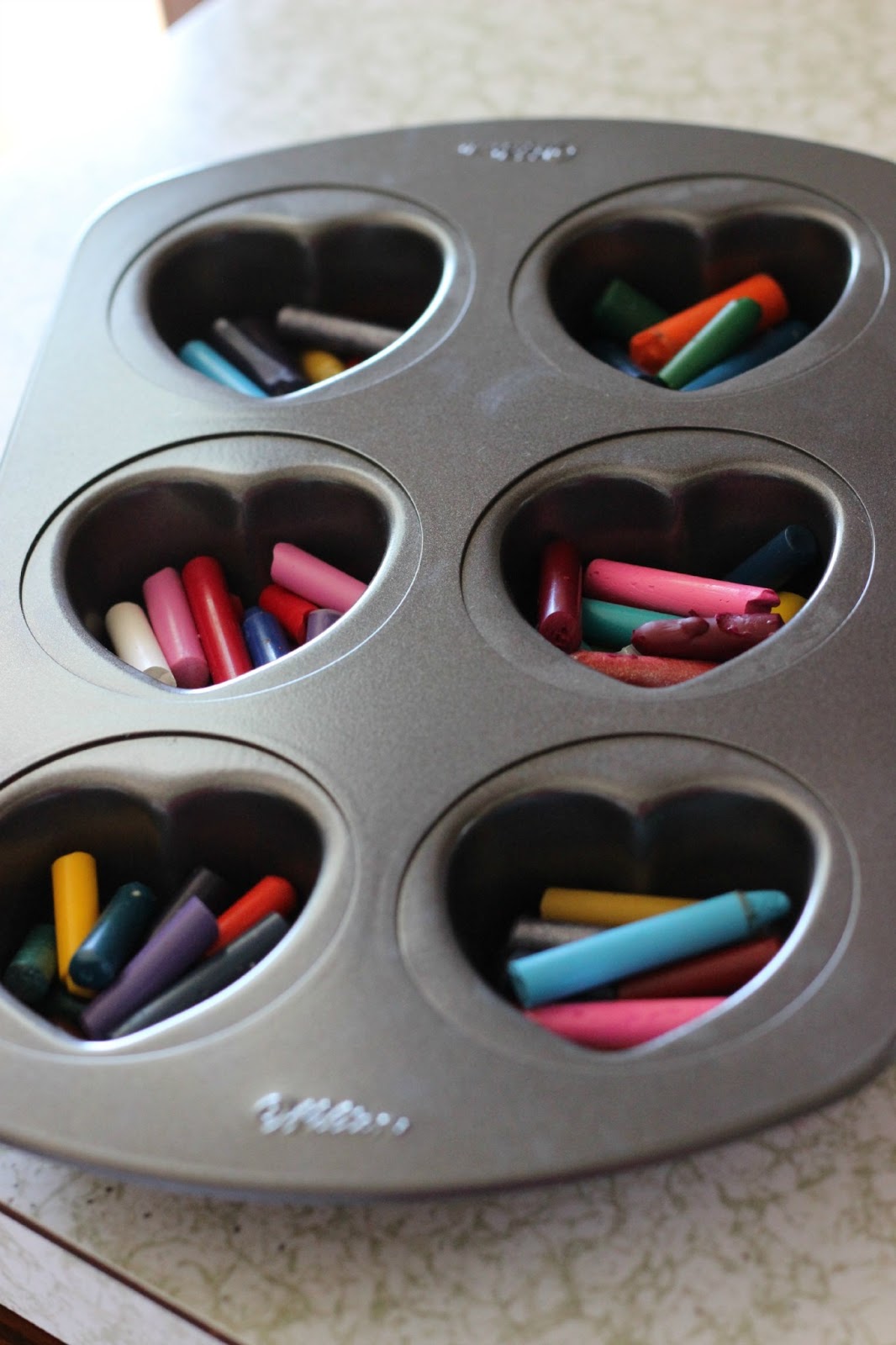 The Sassy Homemaker: Crayon Fun