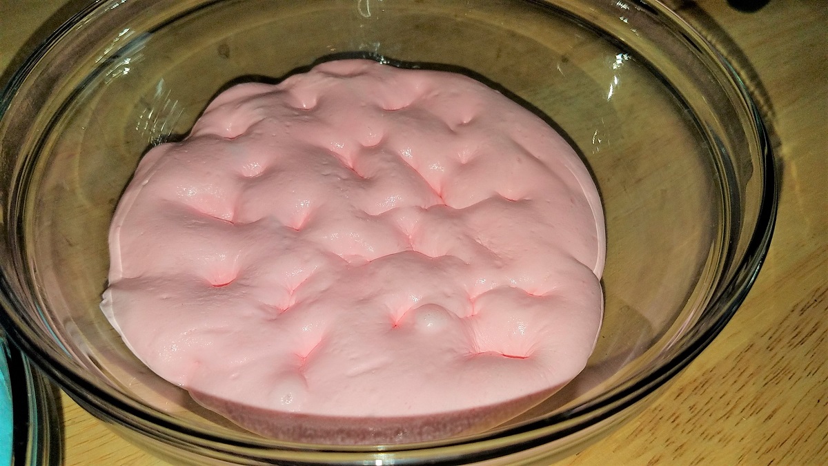 Clever, Crafty, Cookin' Mama: How to Make Fluffy Slime
