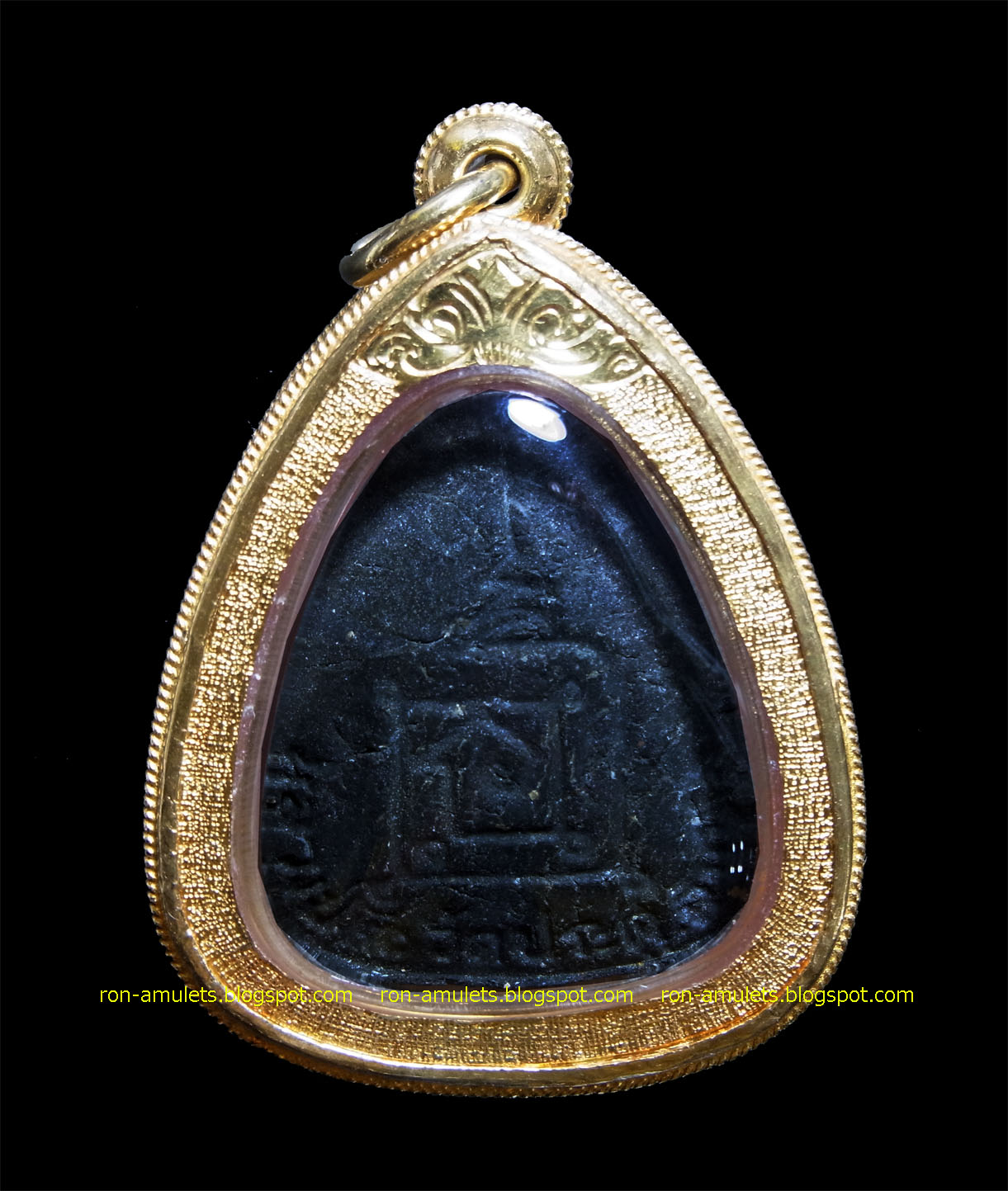 Ron Amulets Gallery 泰国佛牌收藏: Pra Pidta Plodnee Yant Nak By Lp Toh Of Wat ...