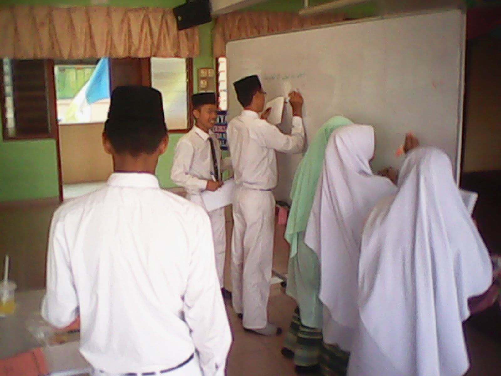 .: BENGKEL TEKNIK MENJAWAB BERKALA FASA 1 T5 SPM