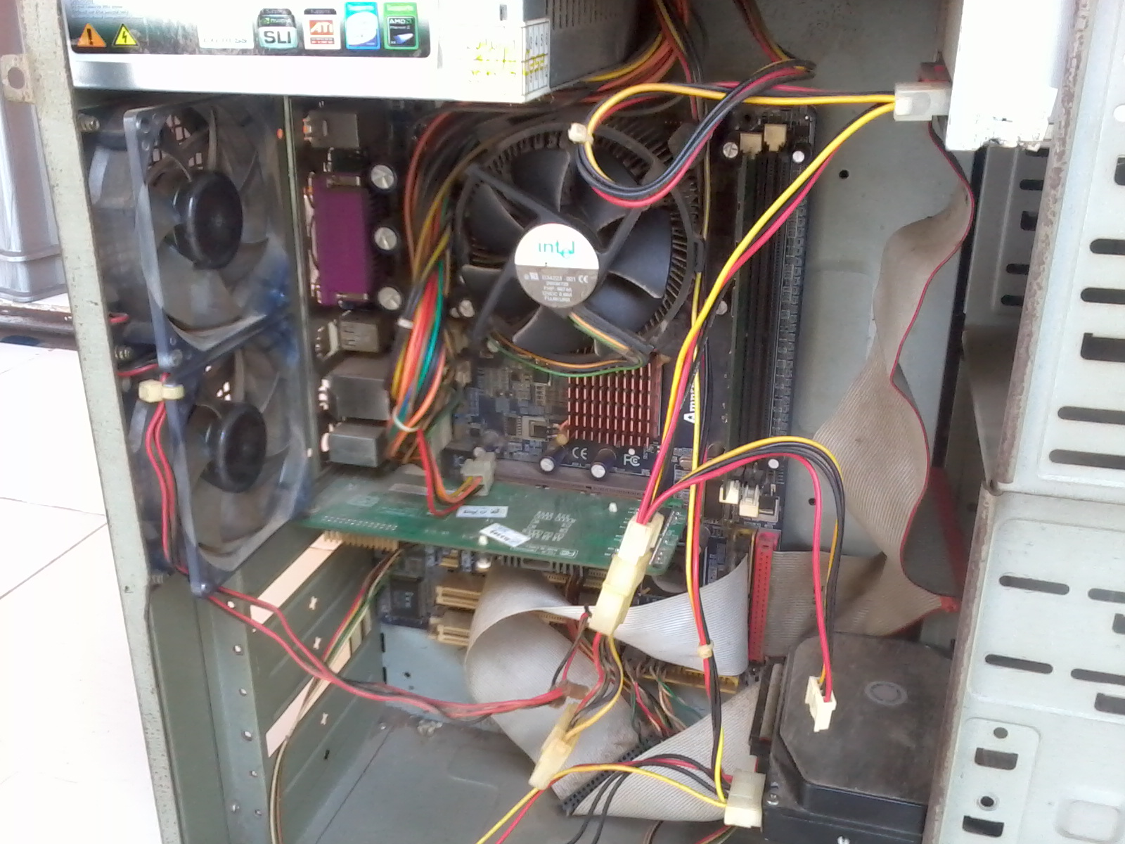 Perkembangan Teknologi Komputer Terkini & Perangkat - Perangkat dalam ...