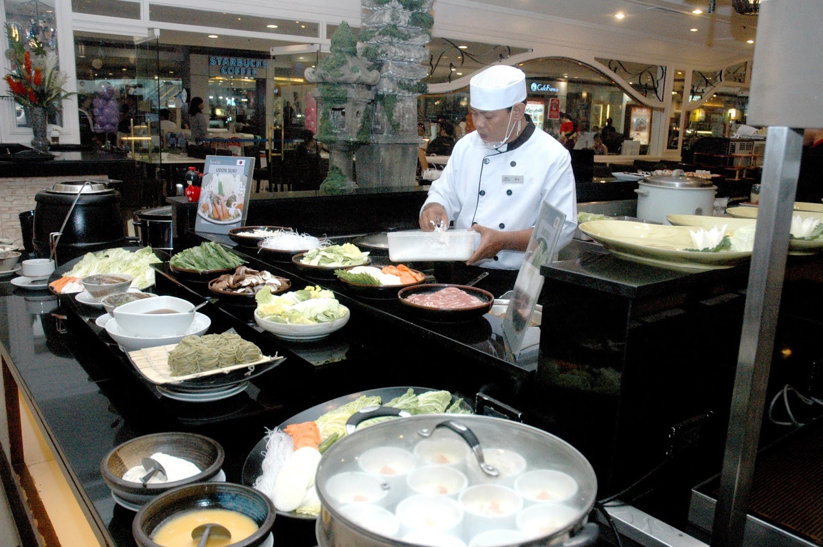 DUDE FOR FOOD: Dads World Buffet: Plating the World's Flavors for 38 Years