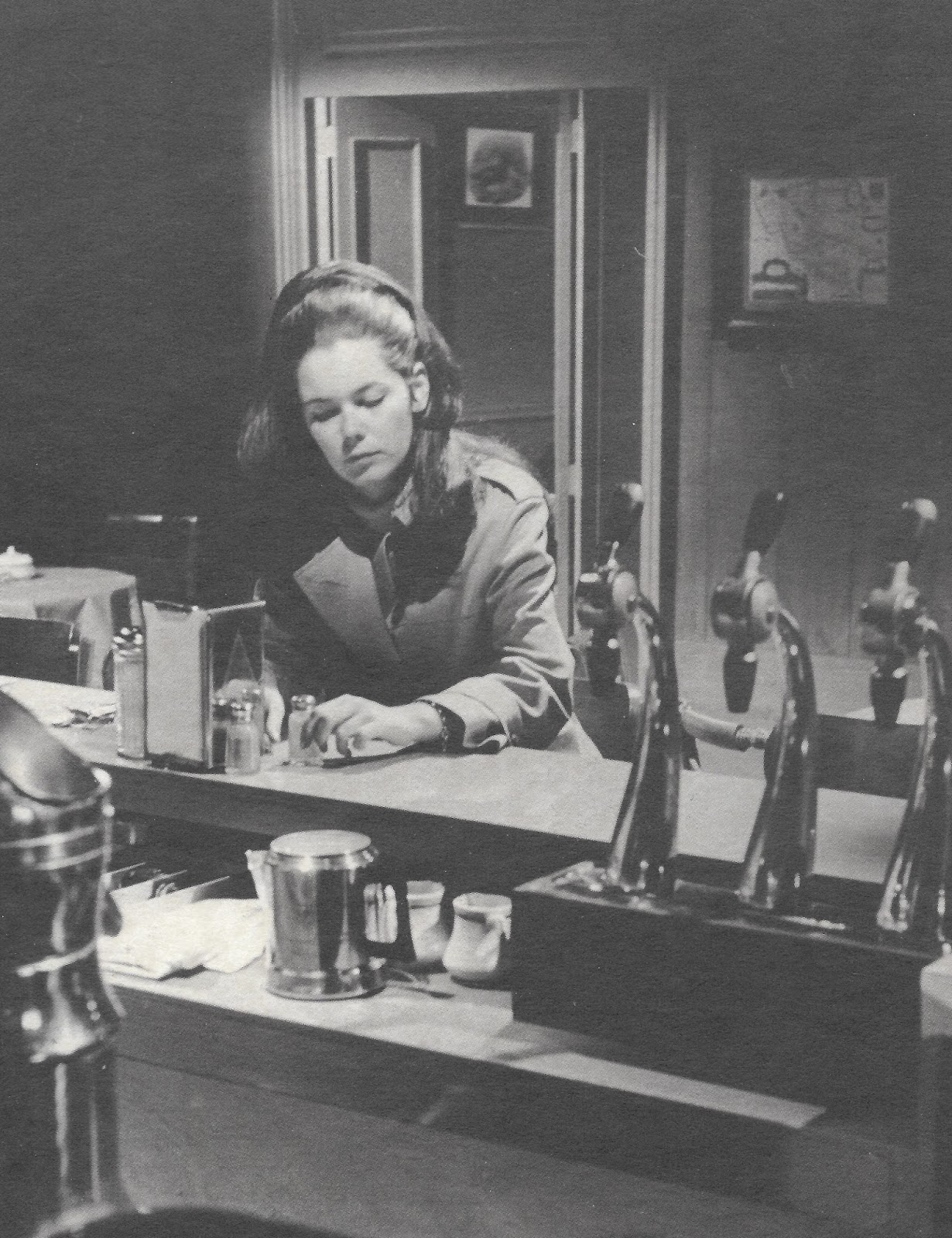 Shadows on the Wall: An Online Dark Shadows Fanzine: Episode One ...