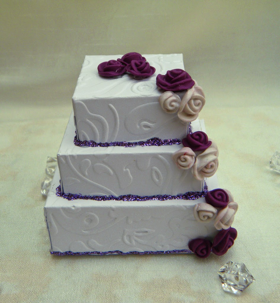 Twindividual Creations: Wedding Cake Favour Boxes
