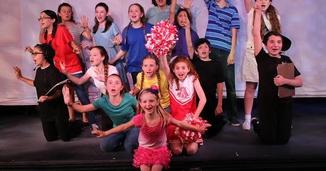 PHX Stages: photos - DEAR EDWINA, JR - Fountain Hills Theater