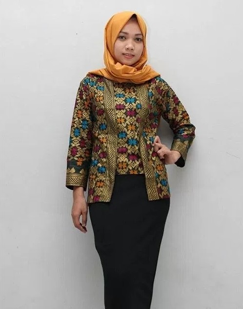 32+ Koleksi Baju Batik Muslim 2020: Modern Terbaru