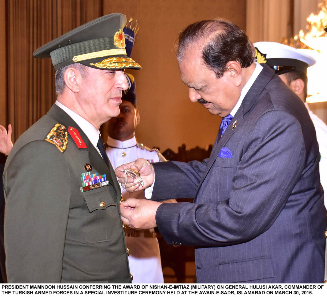 A blog of Pakistan-Turkey relations: President of Pakistan conferred ...