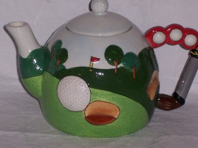 Paper and Ink Playground: Teapot Tuesday MMTPT153 - Golf Snoopy Style