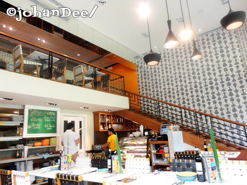 MOMO Breakfast at the Ayala Triangle :)) | ©johanDee/