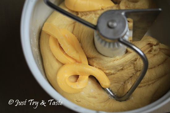 Obsesi Roti 44 - Aneka Bentuk Roti + Resep Dasar Roti Manis | Just Try ...