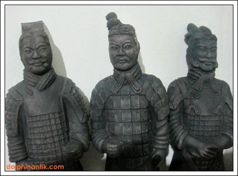 Dolphin Antik: Patung Prajurit Terakota Dinasti Qin ke 1