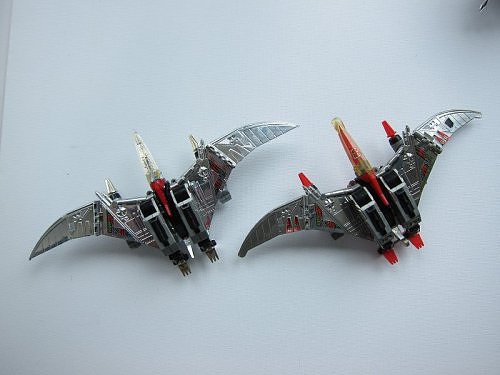 Heroic Decepticon: Diaclone dino-robo No.5 Swoop vs Transformers G1 ...