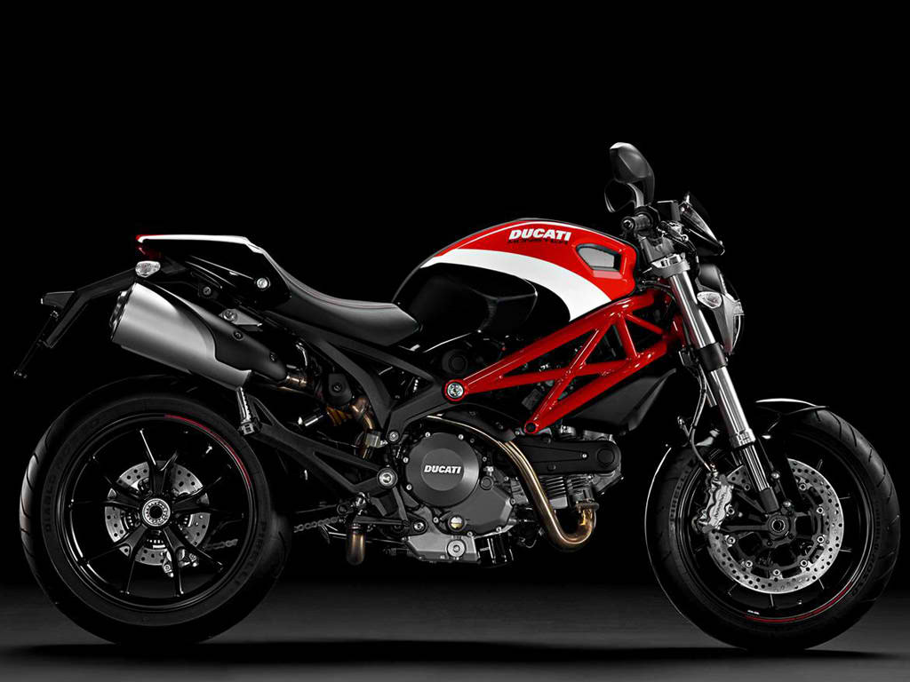 Auto Review: Ducati Monster 795
