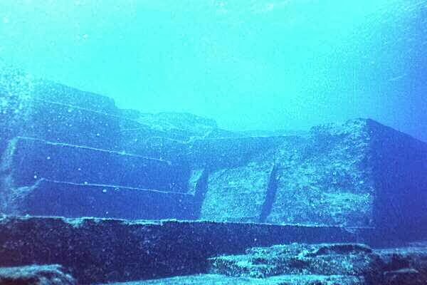 Yonaguni Underwater Pyramid ~ Best Destination