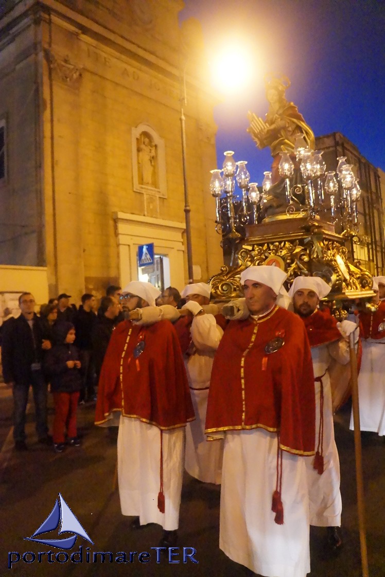 Portodimare - I Riti della Settimana Santa a Taranto: Processione di ...